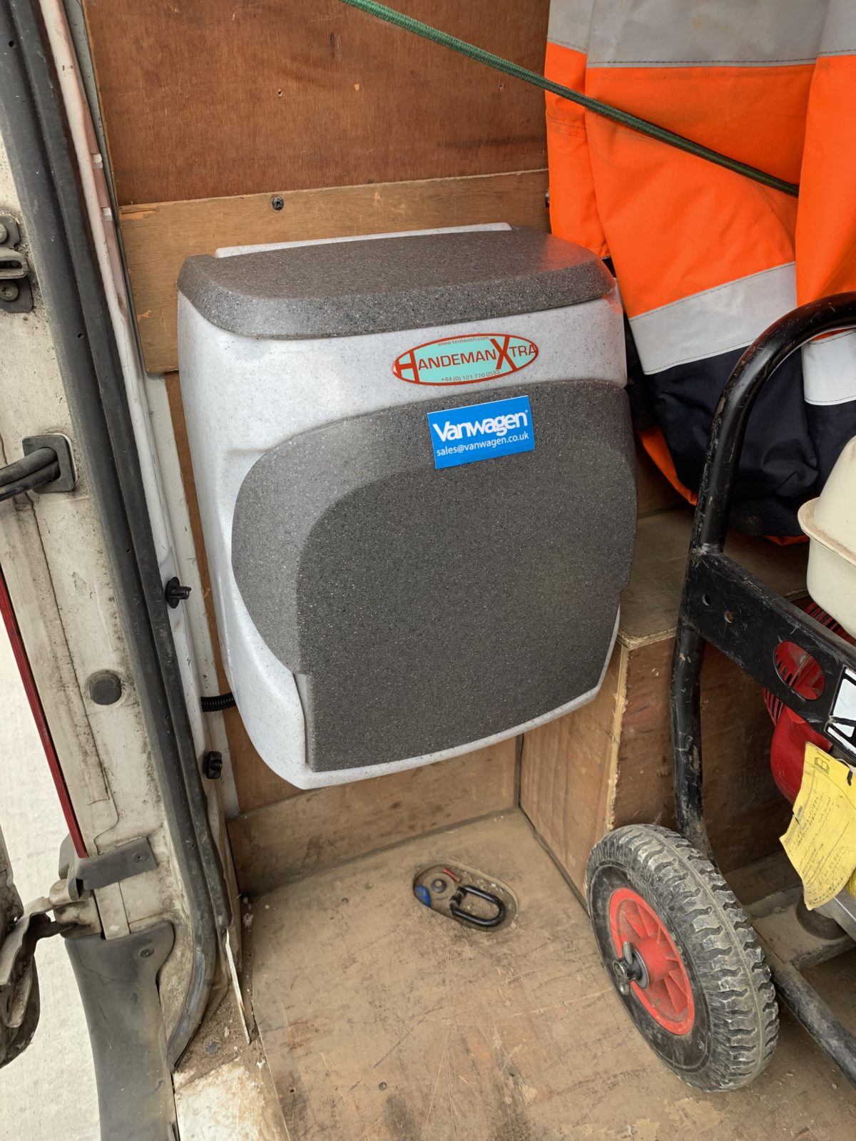 Van Hand Wash Sinks | Teal Hand Wash | Vanwagen